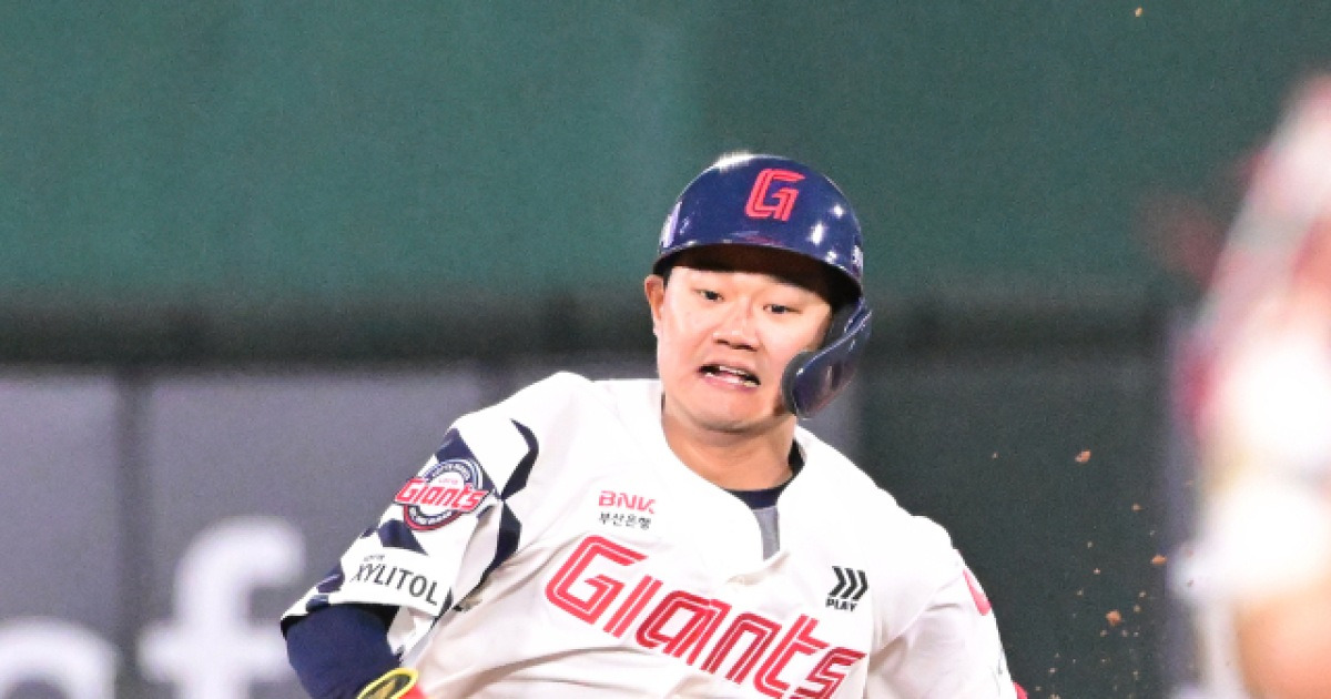 "저렇게까지 잘 칠 줄은" 명장도 깜짝 놀랐다…25G 안타→KBO 6위, 복덩이 이적생 이젠 없어선 안 된다 [MD잠실]