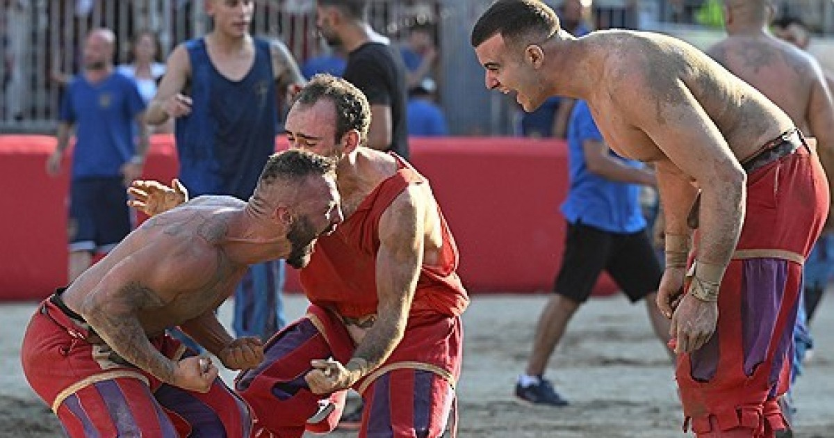 ITALY HISTORIC FOOTBALL