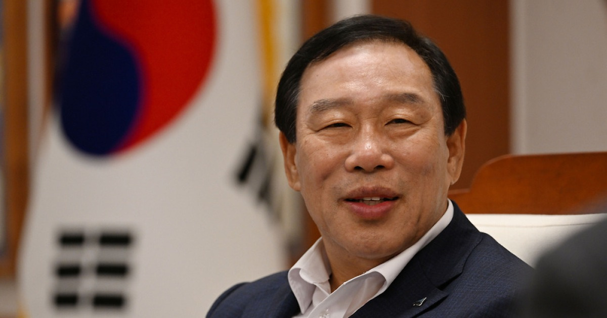 Mayor Choi an administrative expert with compassion and justice