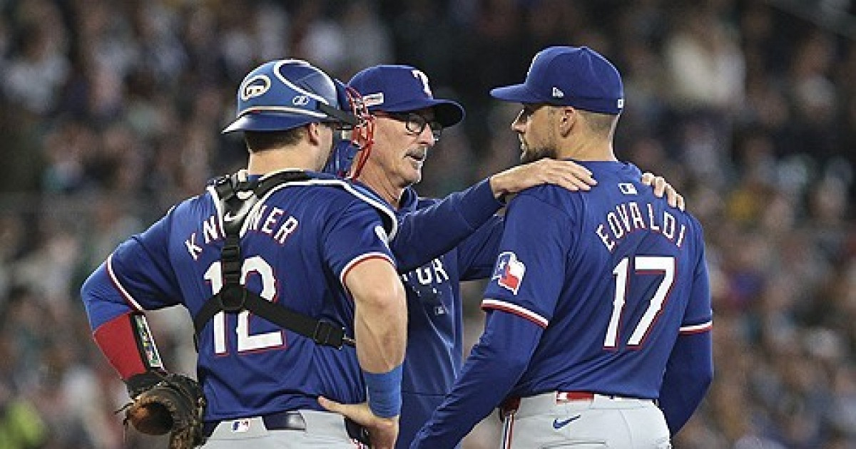 CORRECTION Rangers Mariners Baseball