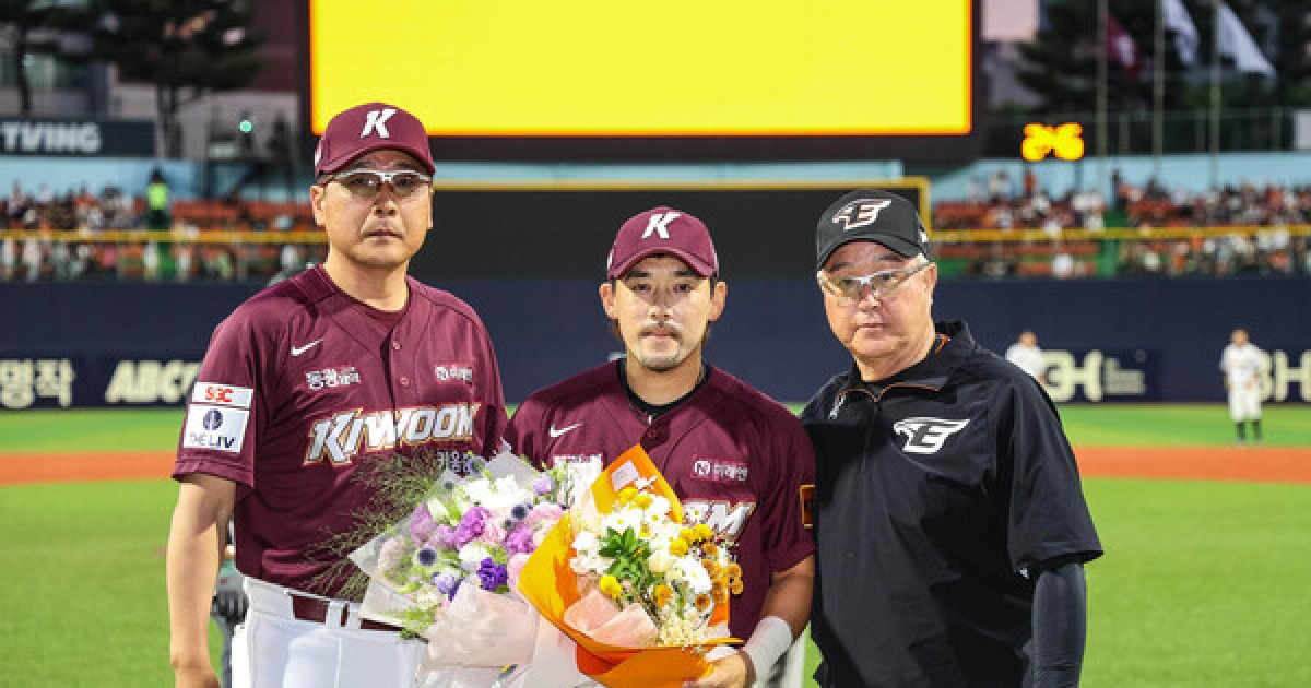 역시 리빙 레전드… 이용규, KBO 역대 22번째 2000경기 출장 금자탑