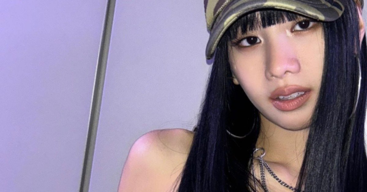 핫걸들이 말아주는 Y2K 아니면 취급 안 할게요