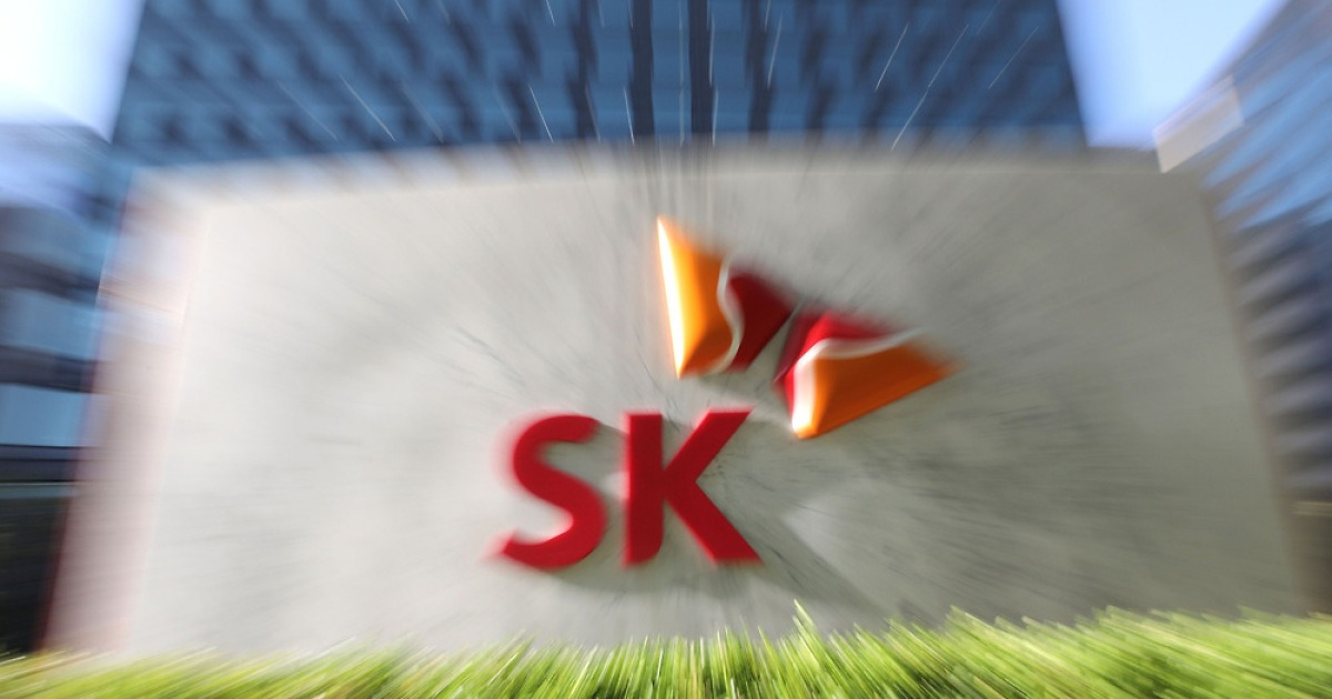 [단독] SK, 219개 계열사 대폭 줄인다 “반도체·AI 외 모든 투자 재검토”