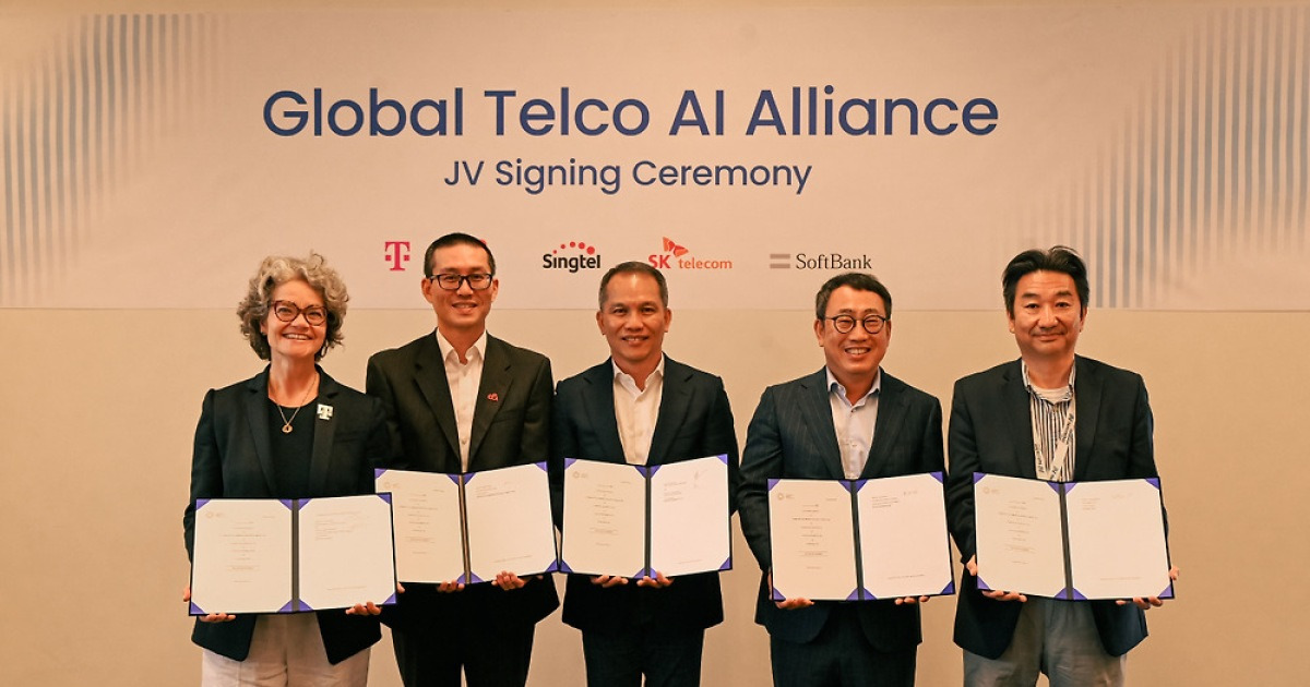 유영상 SKT CEO “글로벌 통신동맹 원팀, AI 혁신의 길 열 것”