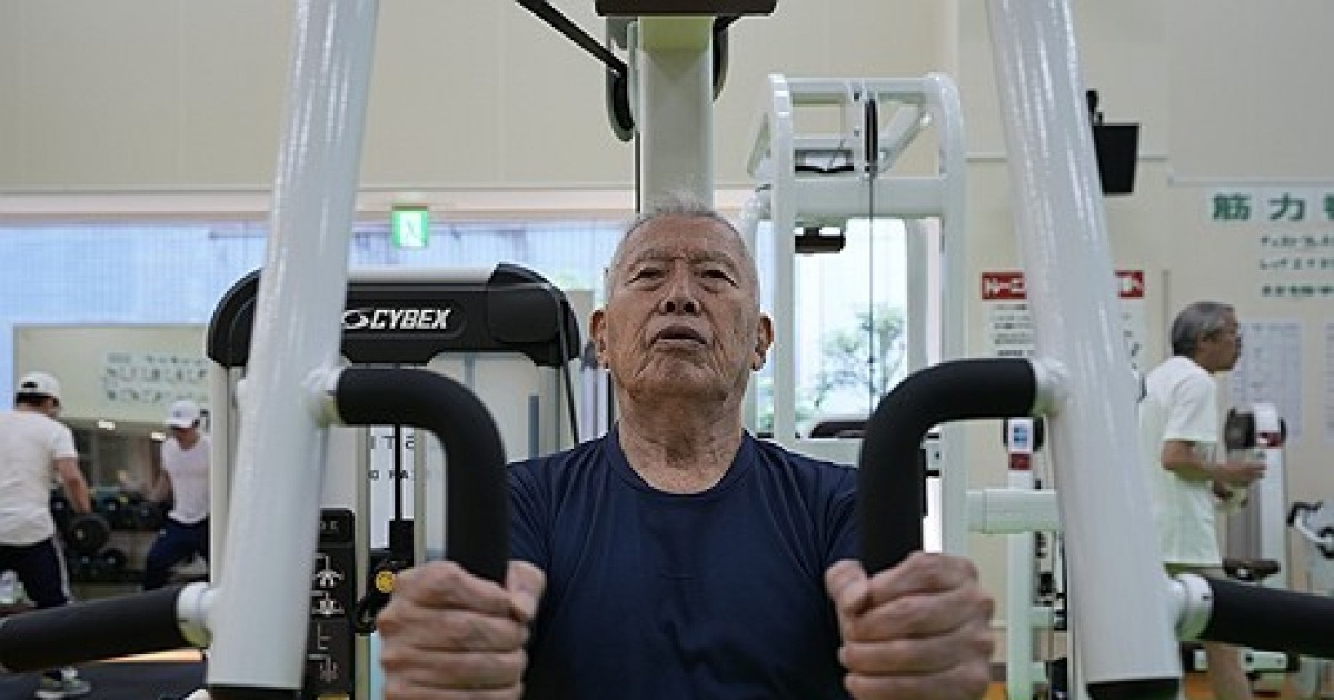 Japan Be Well Seniors Weight Training