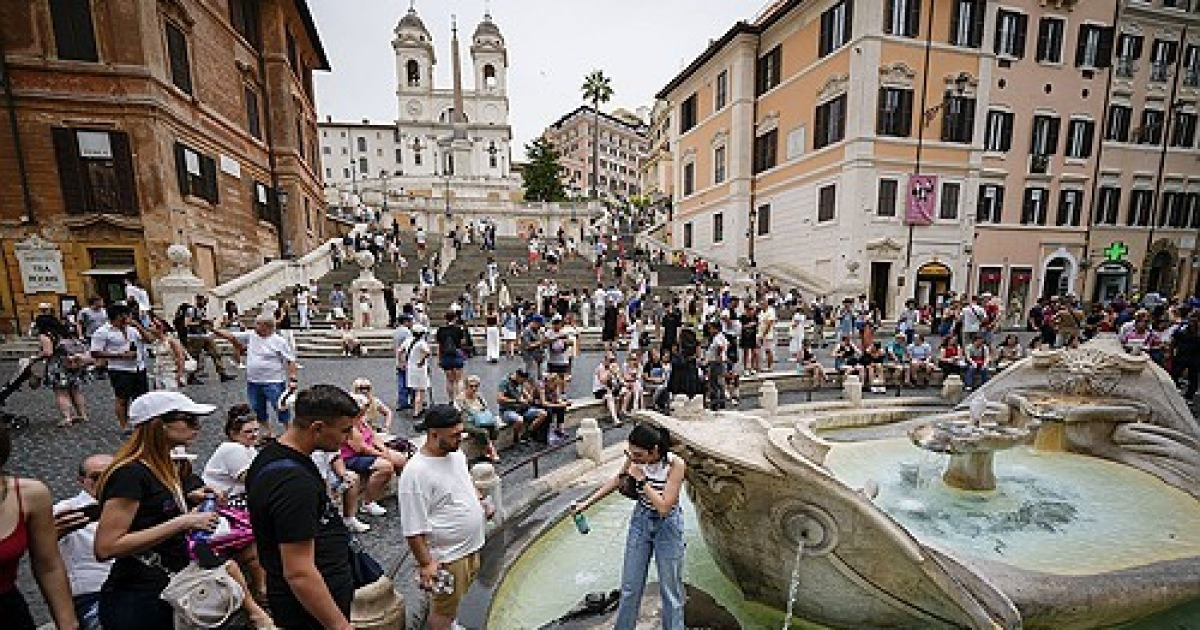 Italy Hot Weather
