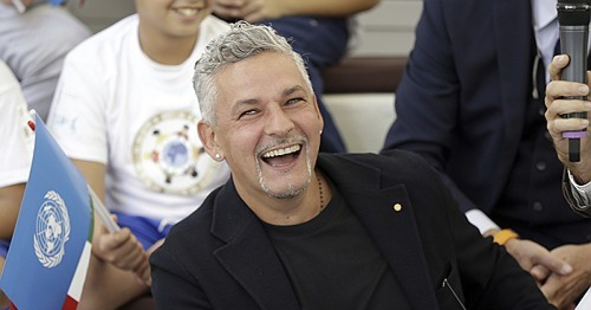 Soccer Italy Baggio Robbed