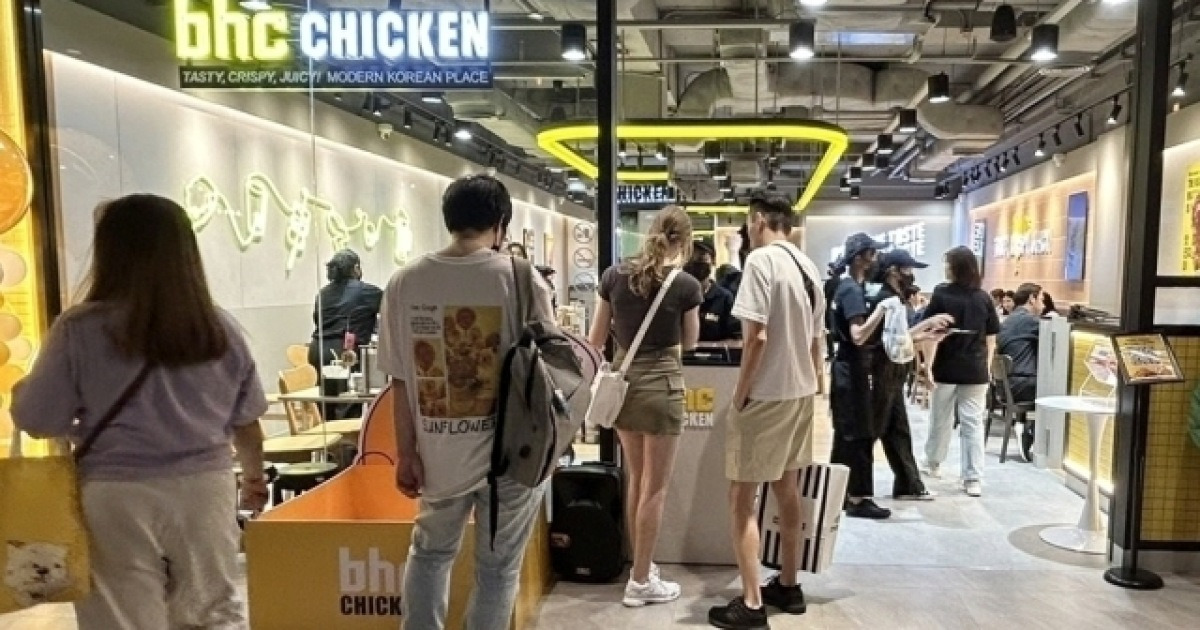 bhc치킨, 태국 5·6호점 오픈…“연내 10호점까지 늘린다”