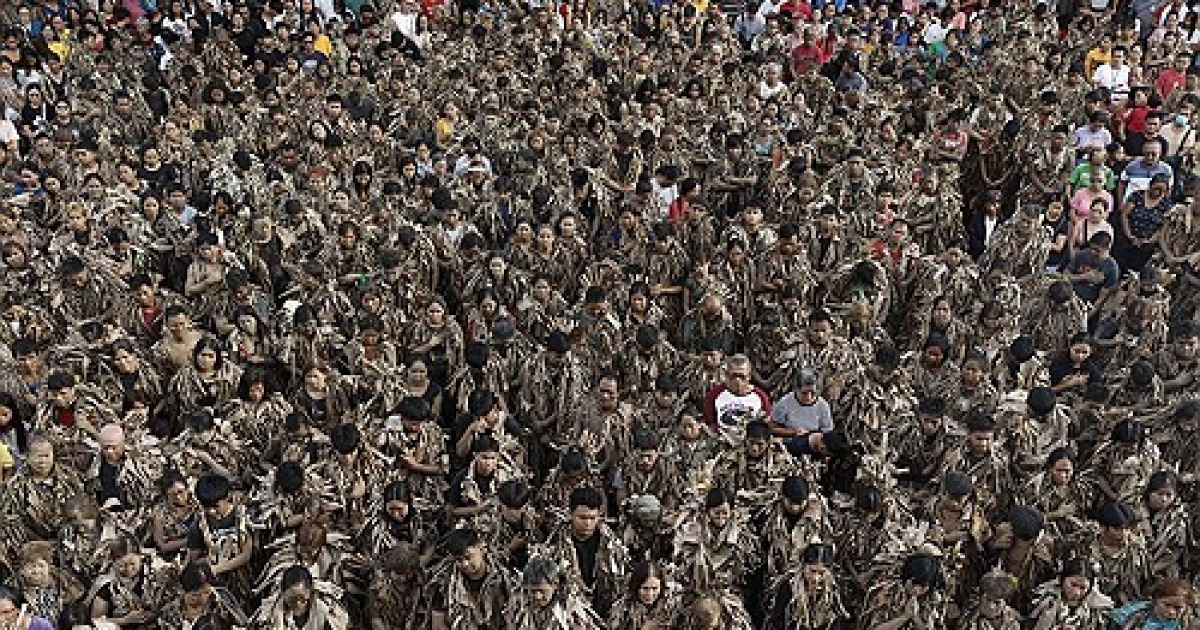 PHILIPPINES RELIGION MUD PEOPLE