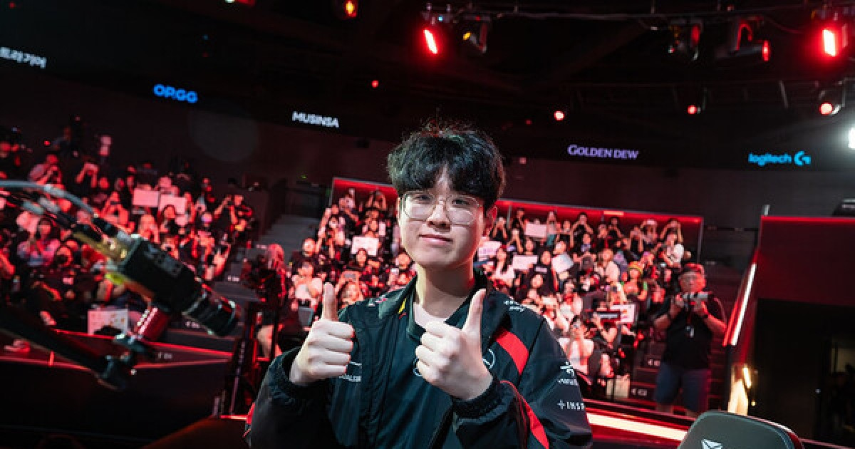 '파괴적인 경기력' T1, DRX 2-0 완파하고 시즌 4승[LCK]