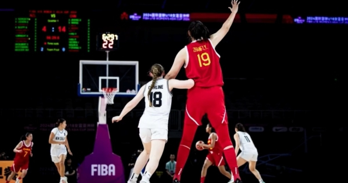‘여자 야오밍’ 220cm 장쯔위, U18 亞 레벨로 막을 수 없다…중국 女농구의 보물