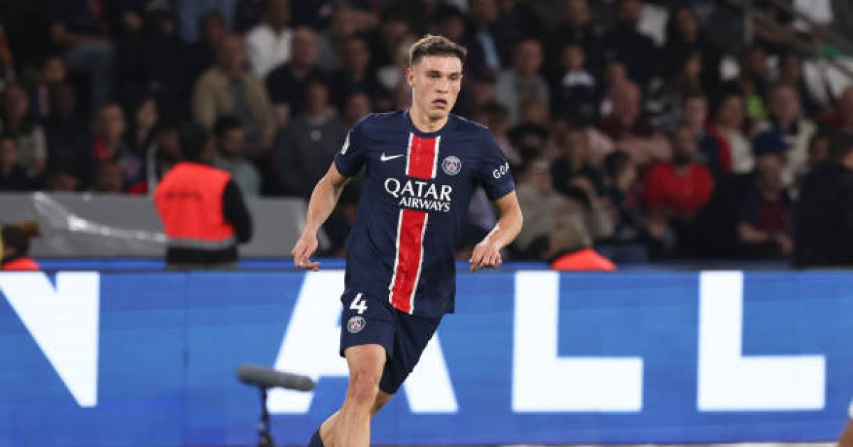 이강인 또 ‘희소식!’ 맨유가 ‘경쟁자’ 노린다! PSG MF 우가르테, 주전 밀린 뒤 이적 가능성↑