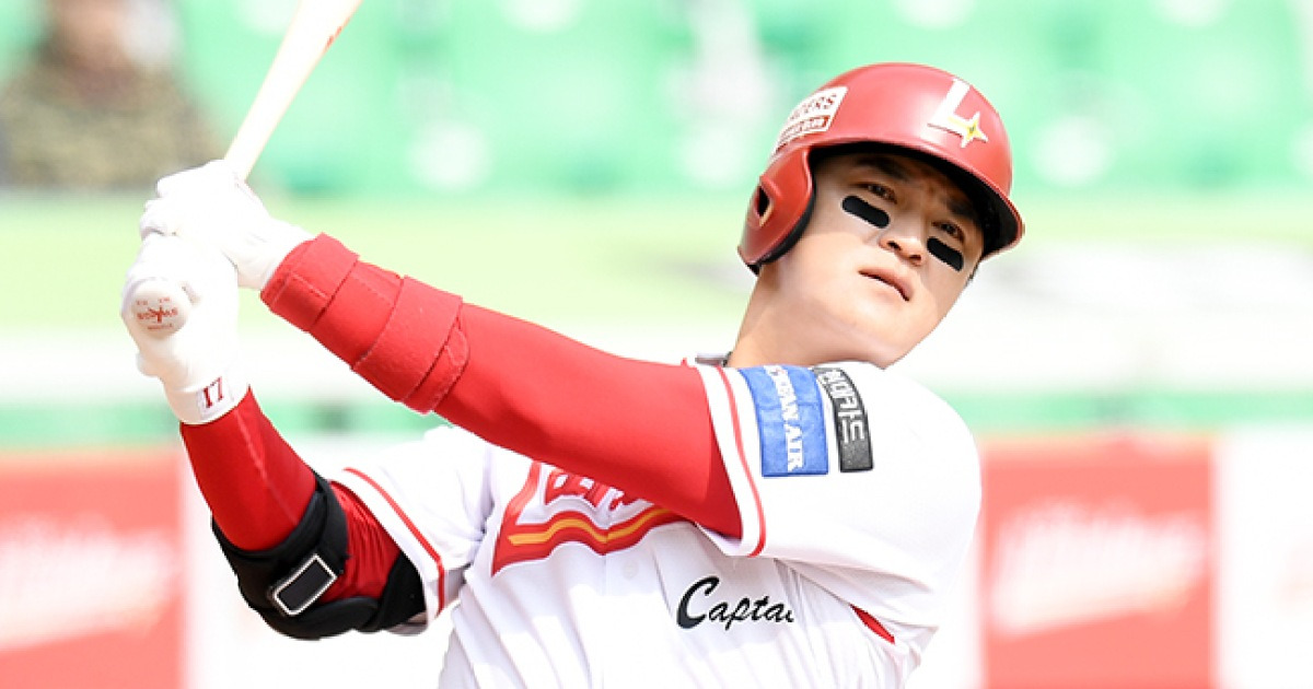 '추신수·박성한 홈런' SSG, KT 꺾고 2연패 탈출