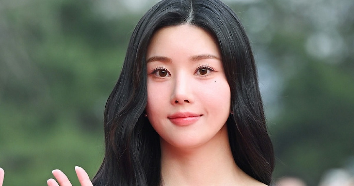 권은비, 日 영화로 배우 데뷔…BIFAN 레드카펫 밟는다