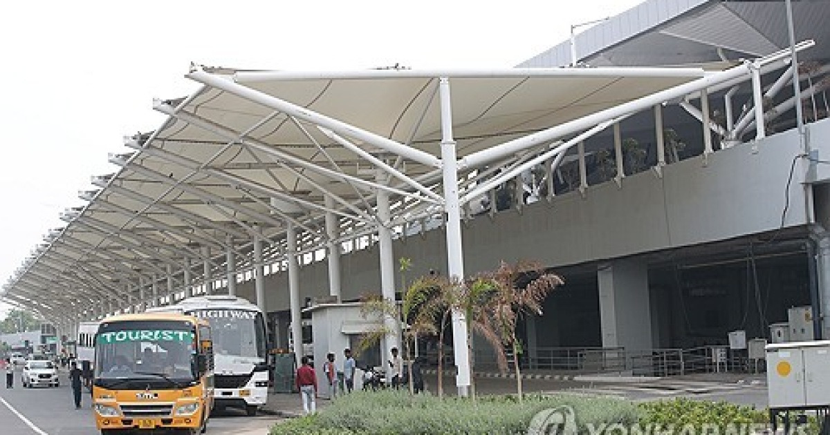 INDIA DELHI AIRPORT CANOPY COLLAPSED
