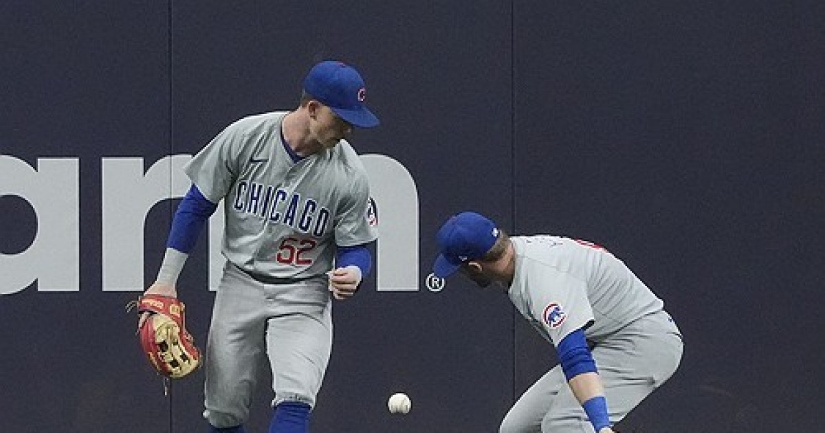 Cubs Brewers Baseball