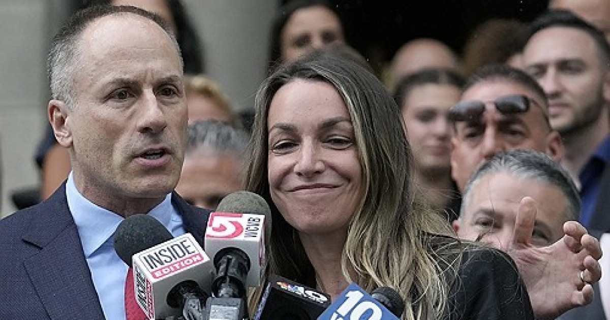 Officer Killed Girlfriend Trial