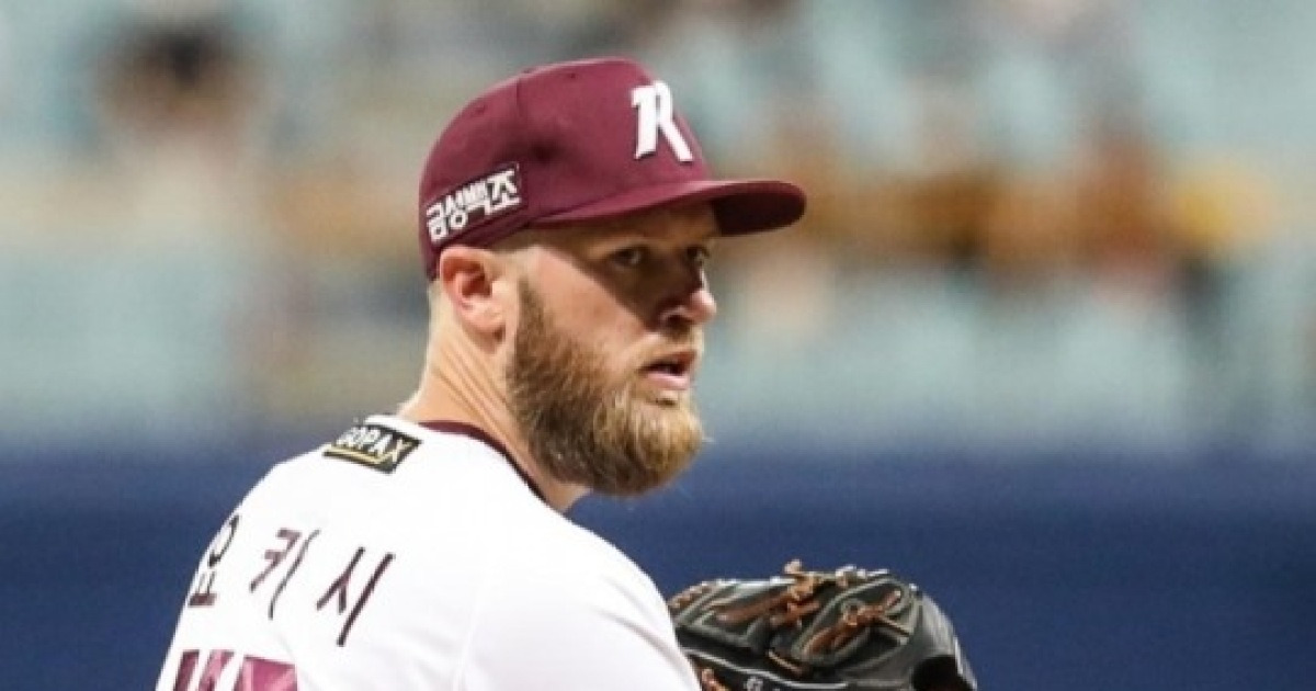 KBO 56승 투수 요키시, 두산 입단 테스트 '최고 시속 143㎞' 건재함 증명