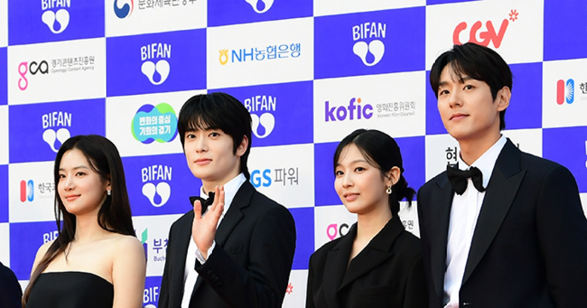 [포토] BIFAN, 화려한 레드카펫