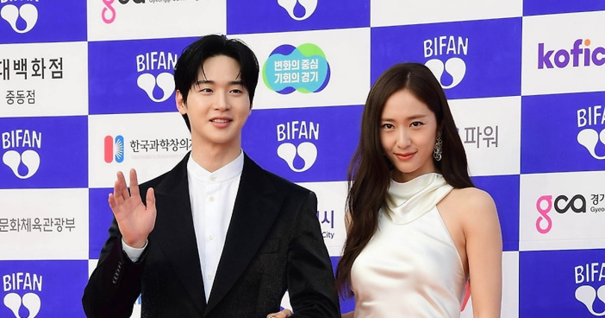 장동윤-정수정, 부천국제영화제 개막식 2MC[TEN포토]