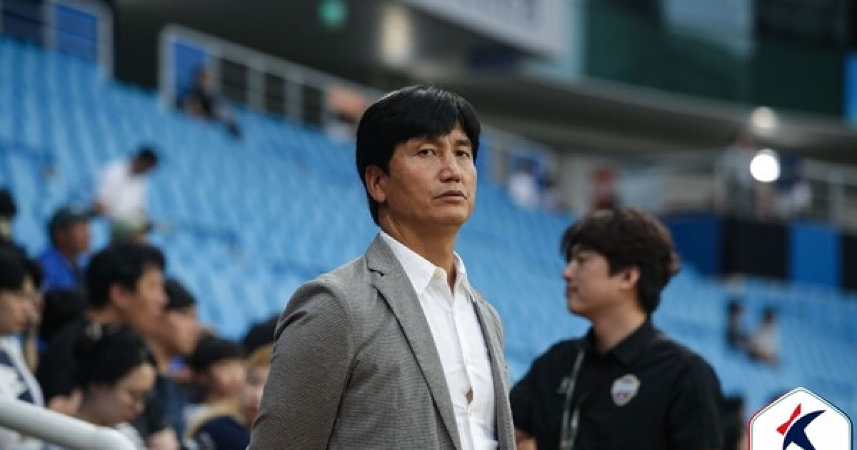 [k1.live] '승점 1점' 아쉬움 드러낸 정정용 감독..."교체 타이밍, 교체 선수들의 활약 아쉬워"
