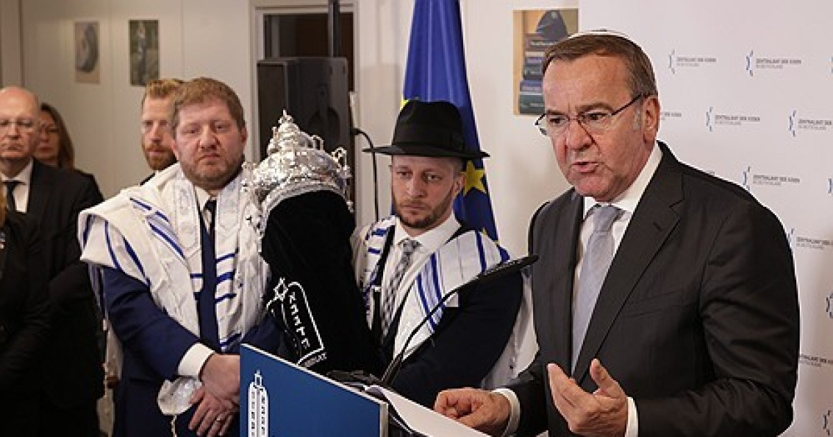 GERMANY DEFENSE RABBINATE