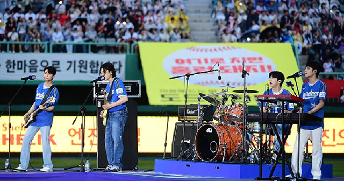 DAY6(데이식스) ‘2024 KBO 올스타전’ 축하공연 [MK포토]