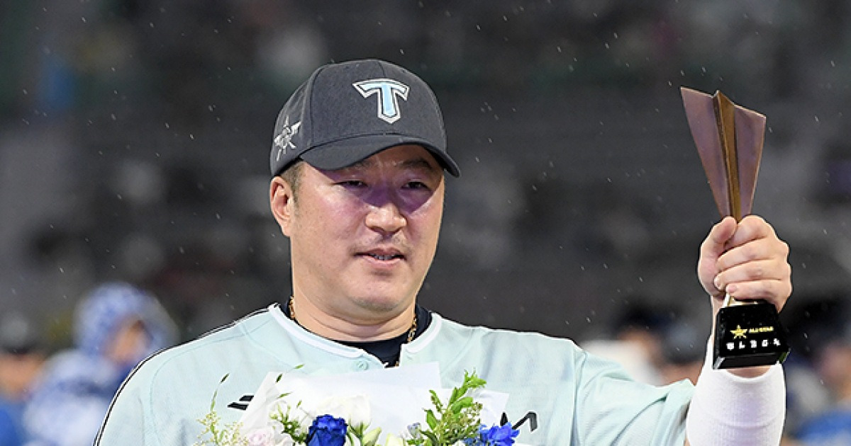 2024 올스타전 MVP 최형우 [MK포토]