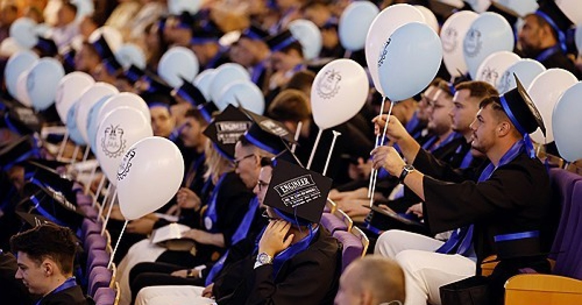 ROMANIA UNIVERSITY GRADUATION
