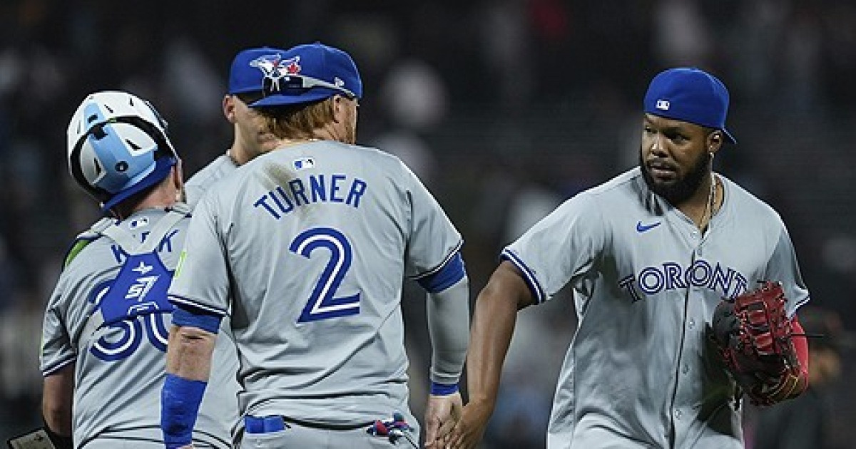 Blue Jays Giants Baseball