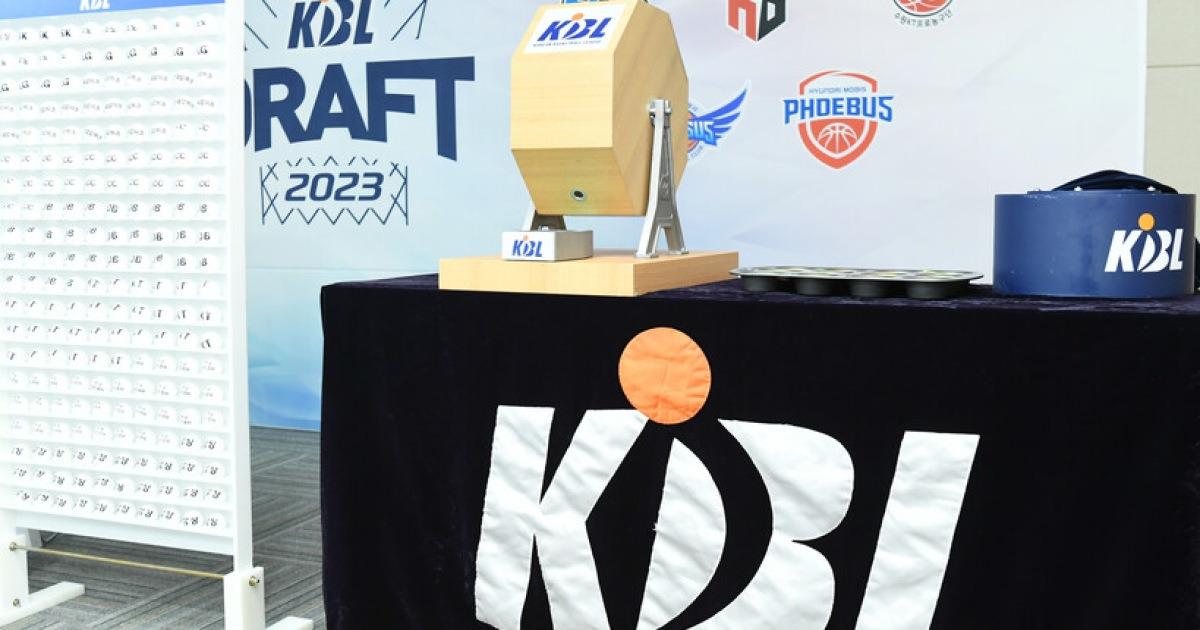 [JB PICK] 역대 최악의 4학년, 구체적 이름 거론되는 얼리