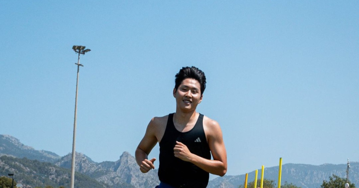 황희찬은 프랑스로, 이강인은 잉글랜드로? “익명의 EPL 구단, LEE에 1000억원 제안”