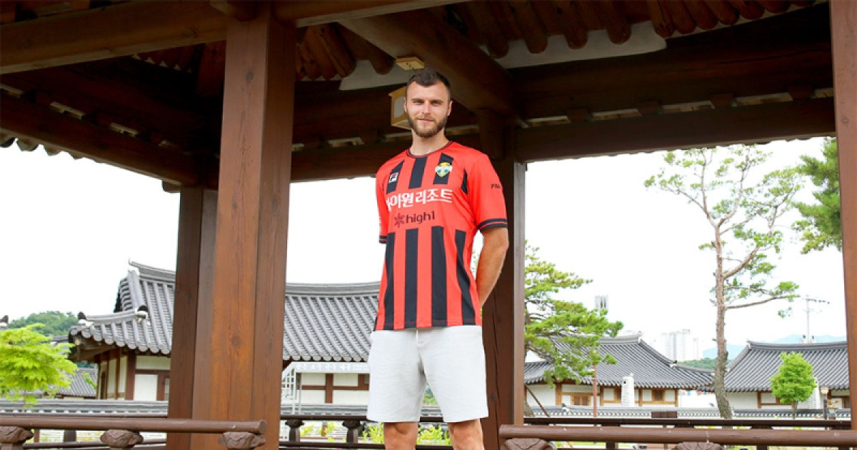 [오피셜] 강원, 1m 92cm FW 하지치 영입…보스니아 국대 출신