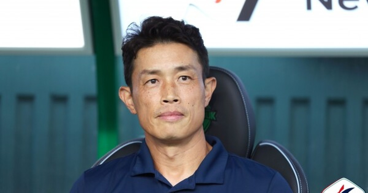 [k1.live] ‘현대가 더비 완패’ 이경수 대행, “멀리 응원와준 울산 팬들에게 죄송하다”