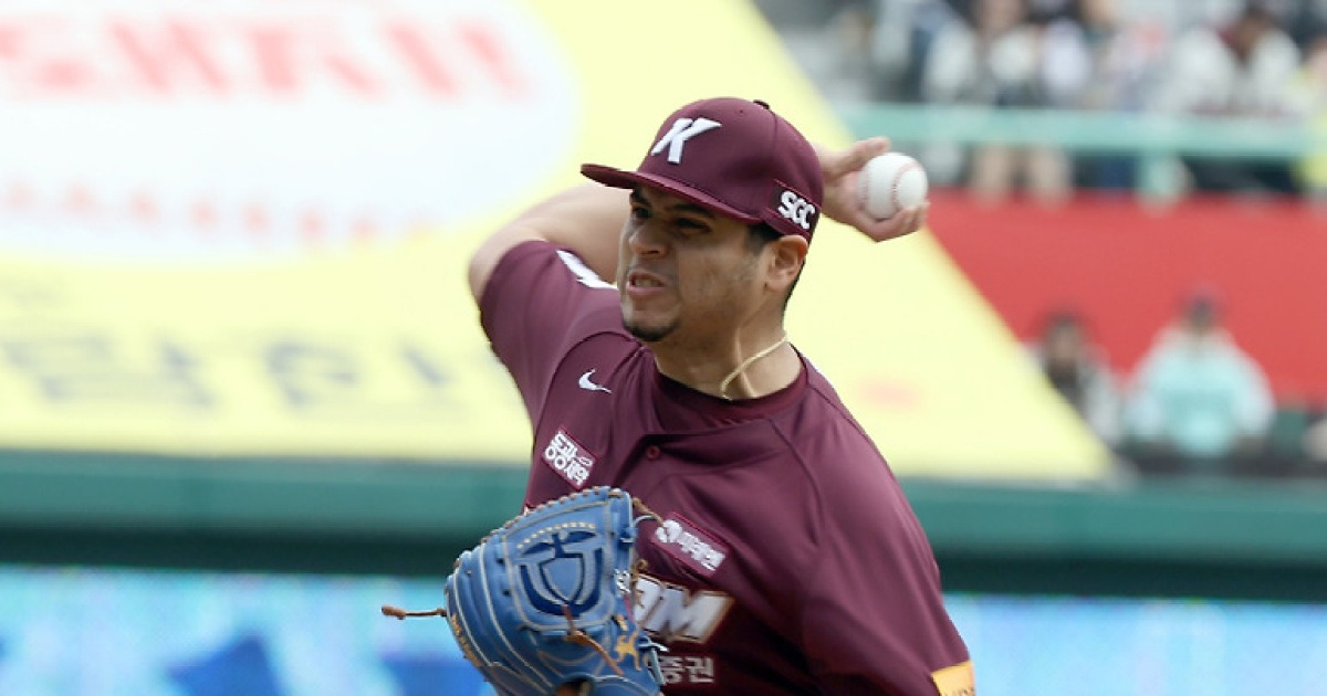 키움 후라도, 시즌 16번째 QS...KBO리그 단독 1위 질주 [IS 인천]