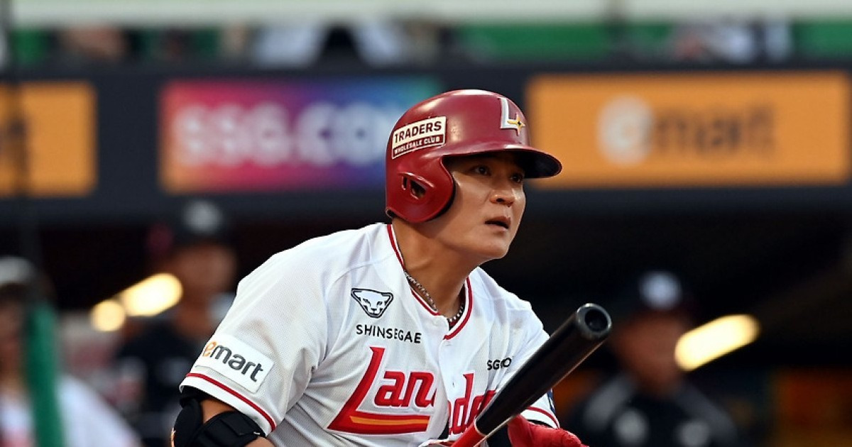 ‘42세 8일’ SSG 추신수, KBO 타자 최고령 출전 타이기록…전 롯데 호세와 나란히