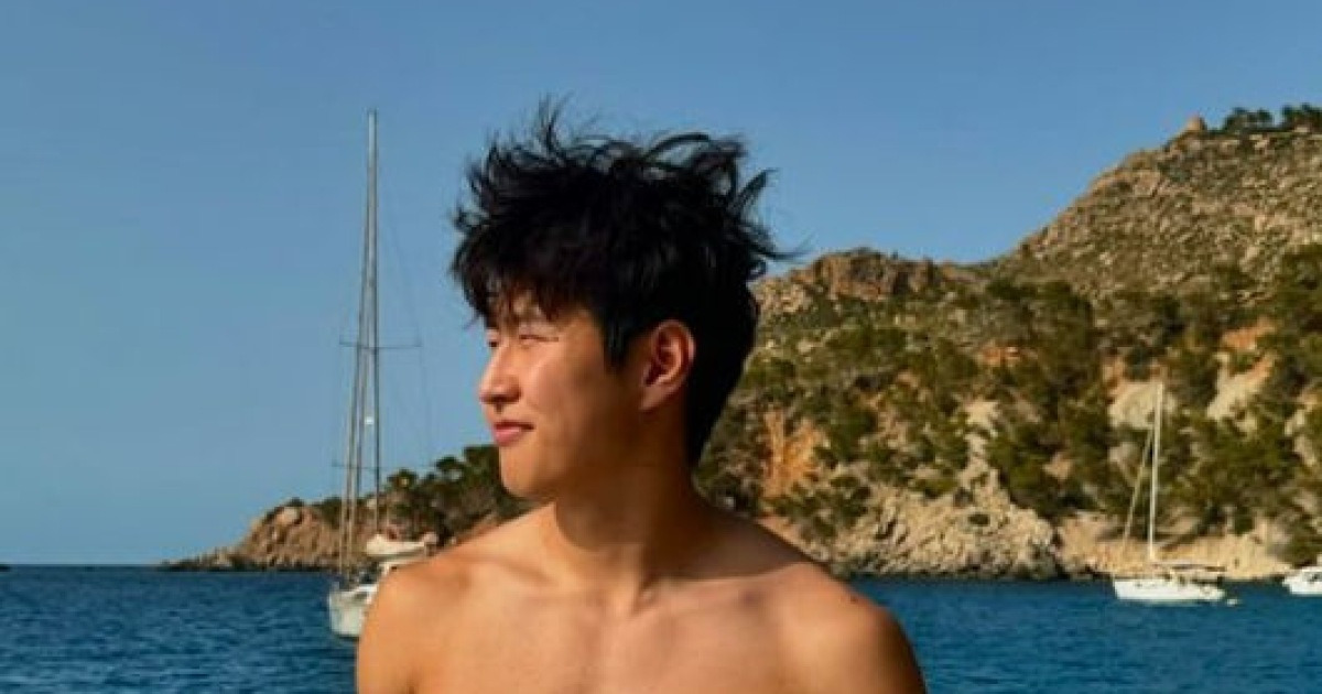 '1056억 PL 제안' 이강인, PSG로 일단 합류 전망... 식스팩 자랑-비시즌 훈련 철저