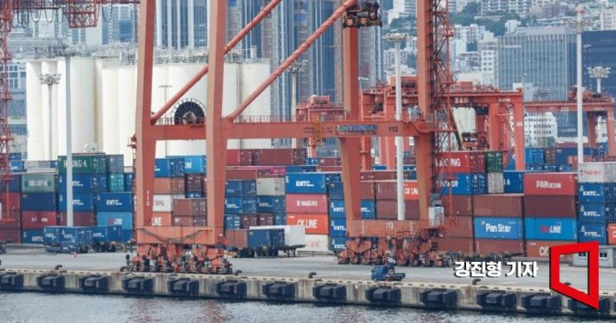 [클릭 e종목]"운송업종 비중확대…HMM·팬오션 주목"