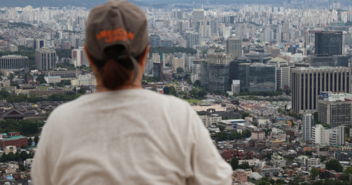 서울 아파트, 2030 팔고 5060 샀다