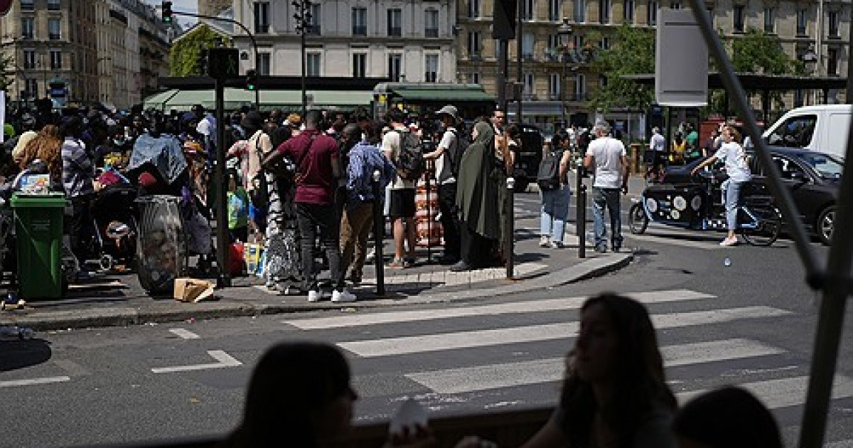 Paris Olympics Migration