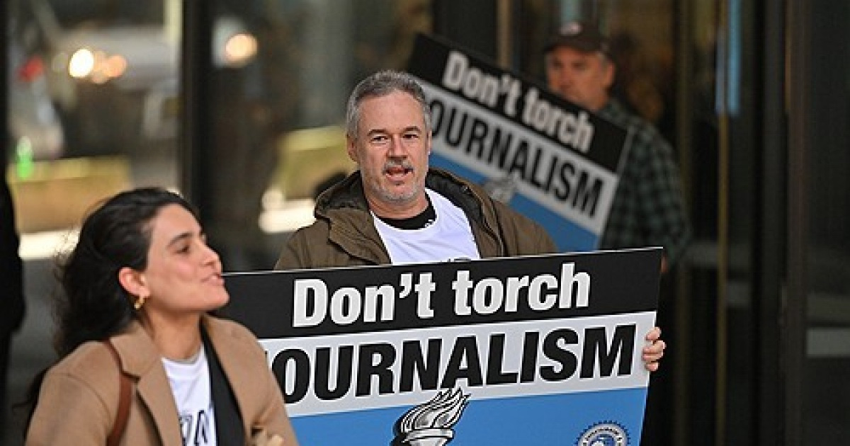 AUSTRALIA NINE PUBLISHING NEWSPAPERS STRIKE