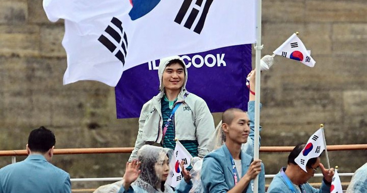 "한국 선수단 소개 실수"…IOC, SNS 한국어 계정서 사과[파리 2024]