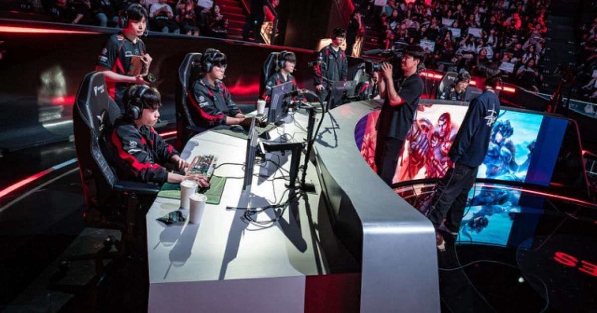 T1, DRX 잡고 다시 연승 가도로