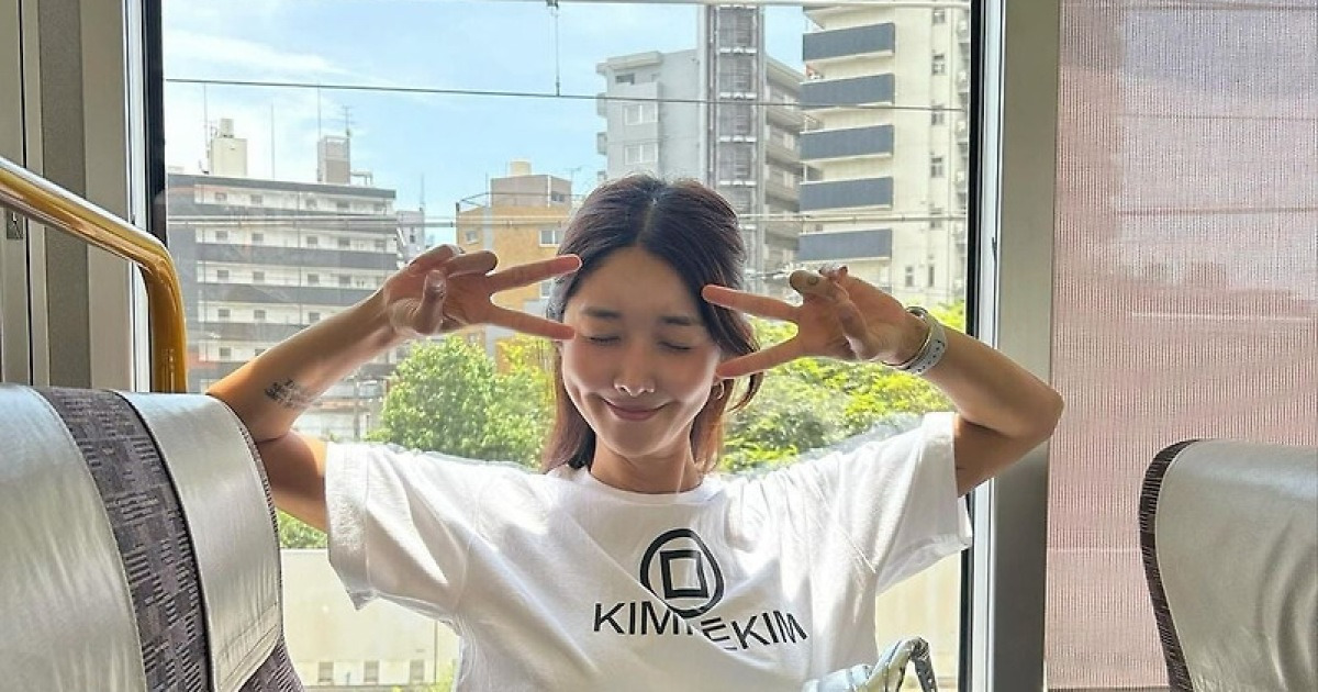 '173cm 48kg' 김빈우, 슈퍼모델은 다르네…대충 걸쳐도 아우라