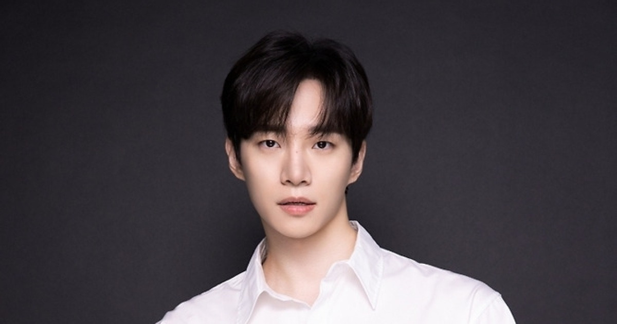 [단독]2PM 이준호, 압구정 로데오 175억원 건물주!...故 강수연 건물