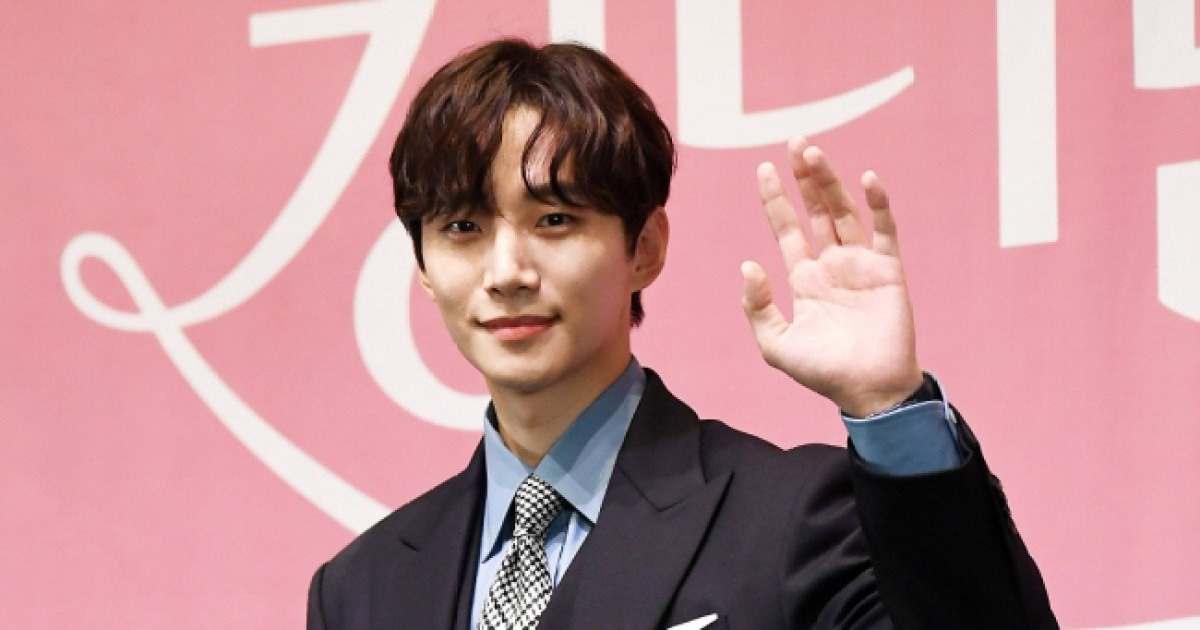 [공식] 이준호, 故강수연 175억 원 건물 새 주인..JYP "개인적 사안"