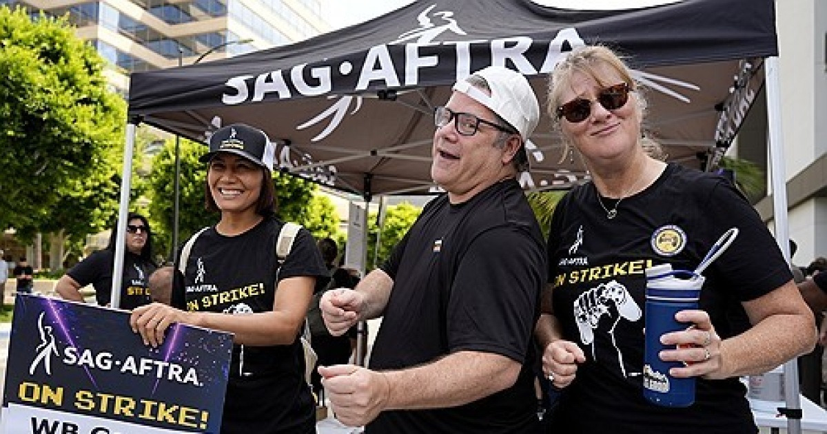 SAG-AFTRA Video Game Strike Kick-Off Picket