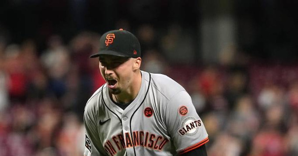 '사이영상 위력' 스넬, 6이닝 15K 무실점 이어 '11K 노히트 노런'…MLB 역사 썼다