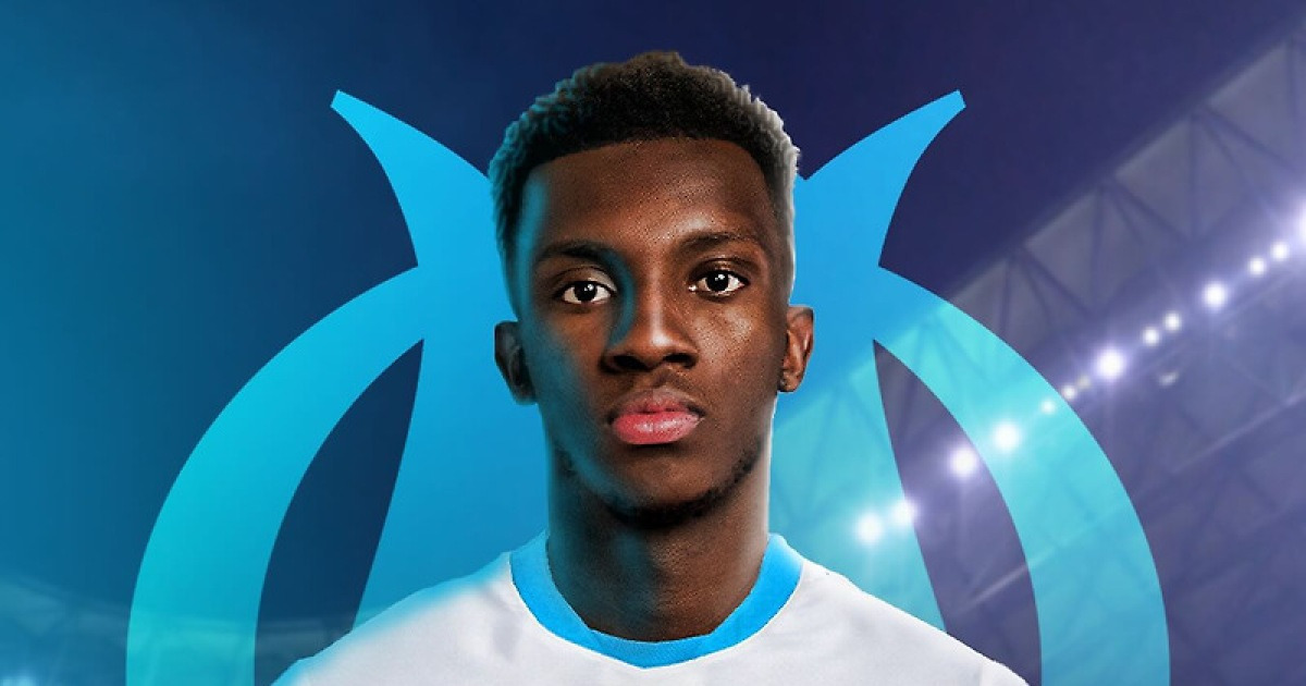 '황희찬한테나 팍팍 쓰지' 佛 유일 UCL 우승 팀, 아스널 후보 FW 영입에 446억 지른다…충격 보도