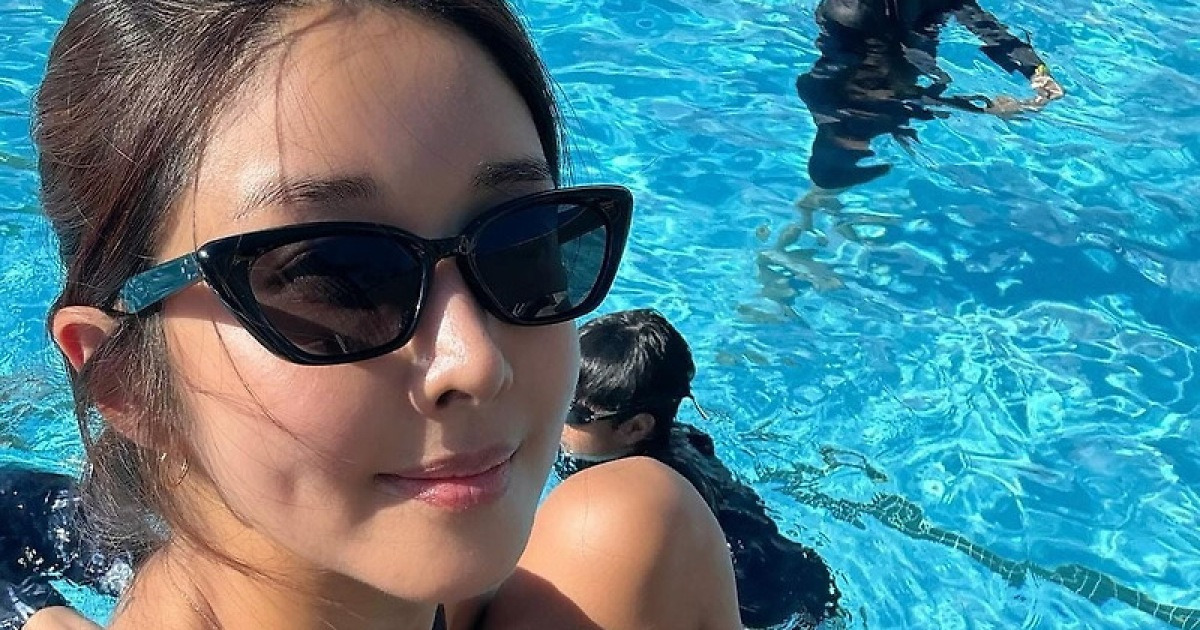 '173cm 48kg' 김빈우, 삼각 수영복 입고 드라마틱한 몸매 자랑